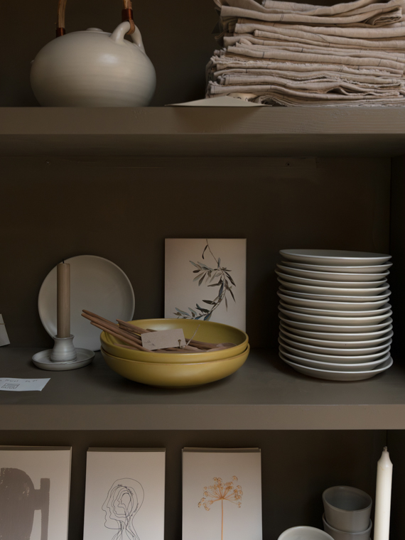 Buy Card Silhouette by Marieke Meijer for €7,95